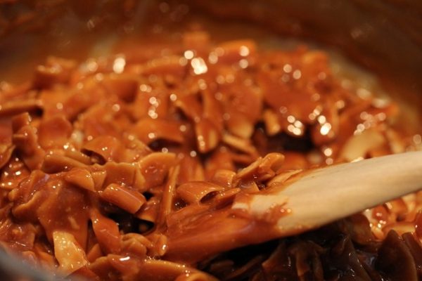 Five DIY Christmas Candy Recipes - America's Table